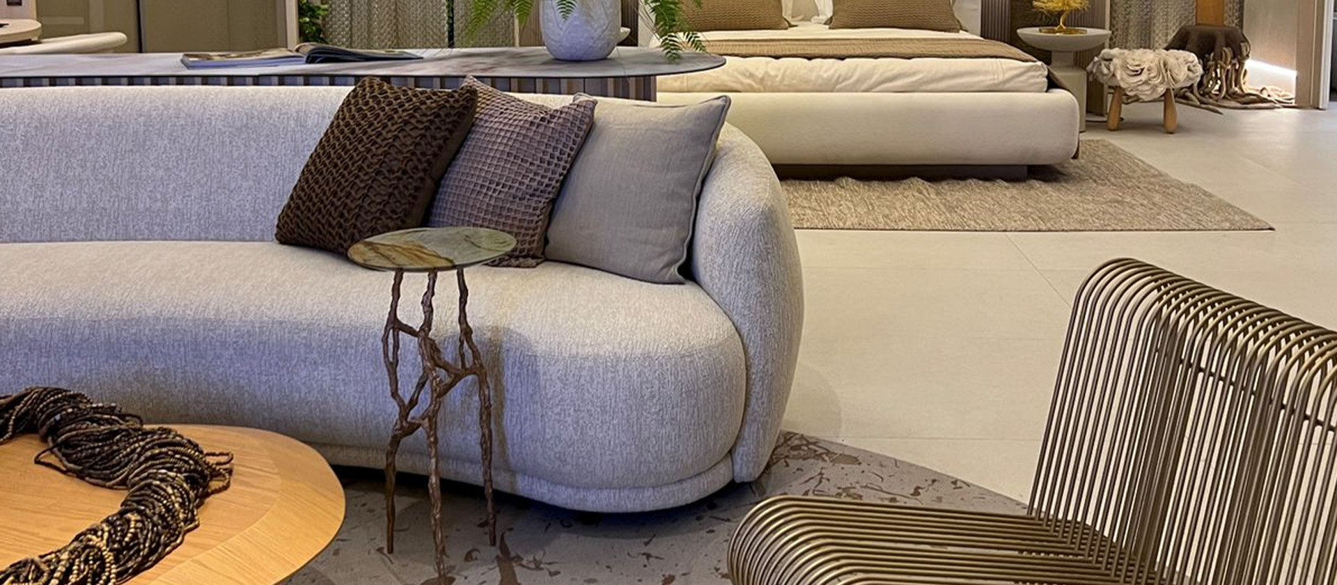 Ares da Terra na CASACOR SP: Conforto e Natureza | Century